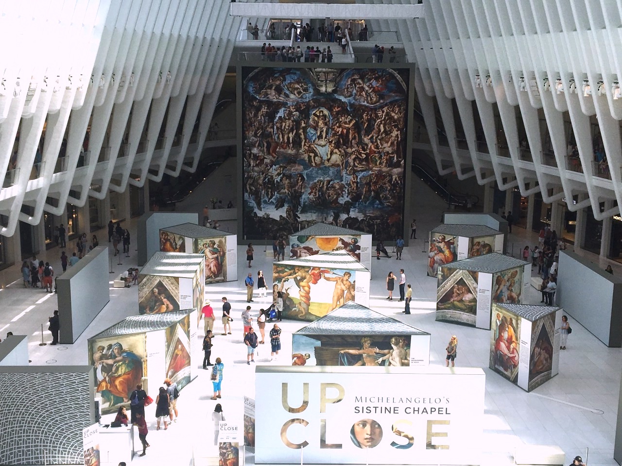 Pleasant Living: MICHELANGELO'S SISTINE CHAPEL UNDER THE OCULUS