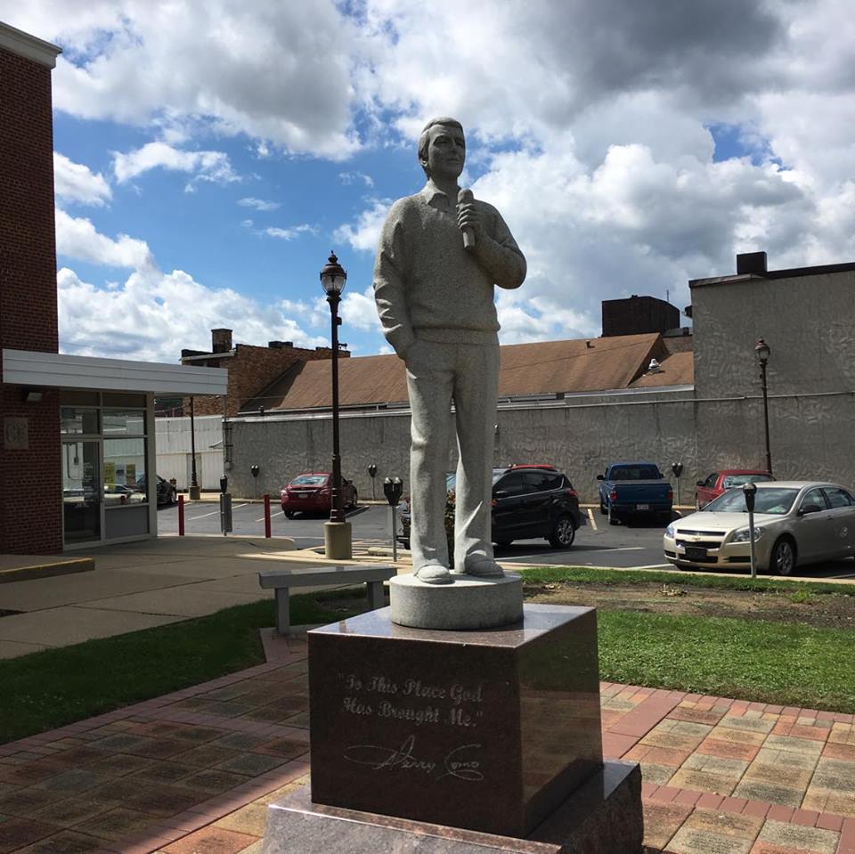 Christmas TV History: Perry Como Statue: Canonsburg, PA