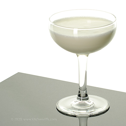 Kitchen Riffs: The Gin Alexander Cocktail