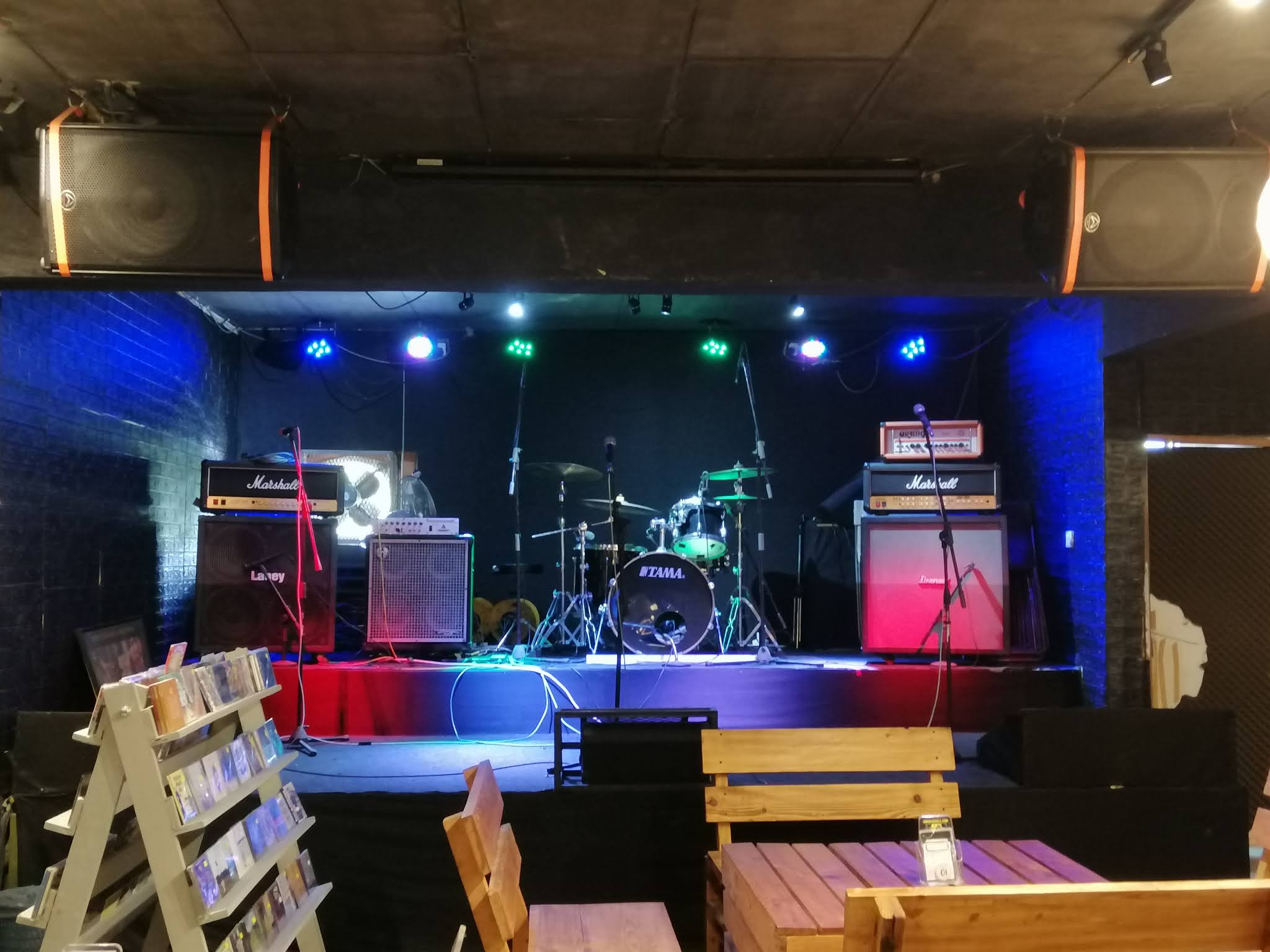 BERTEROMBER: Embrace Hall Cafe