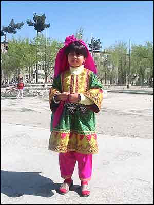 Pashto Traditional Dance "Attan" and Cultural Pashtoons Clothes and ...