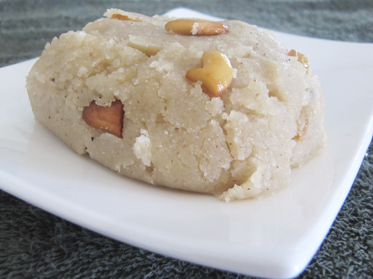 Indian Khana, Made Easy: Scrumptious Sooji Halwa