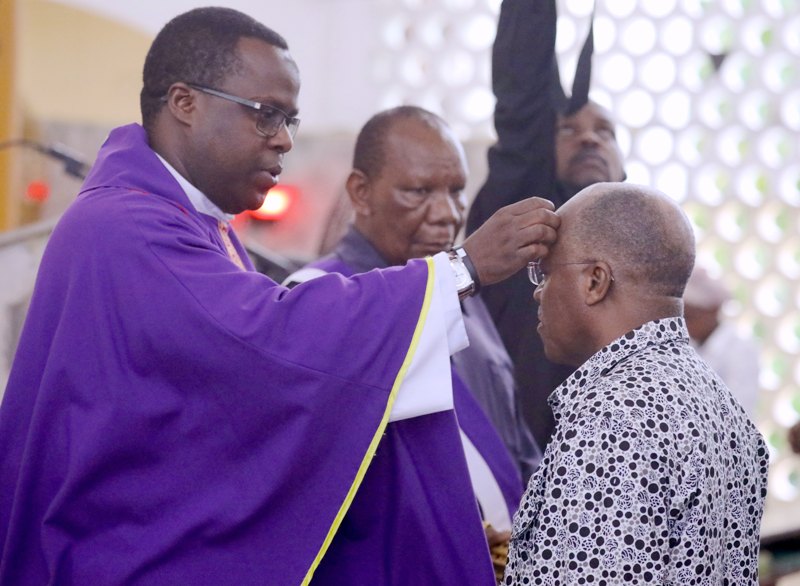 MATUKIO PICHA : RAIS DKT MAGUFULI NA MKEWE MAMA JANETH MAGUFULI ...