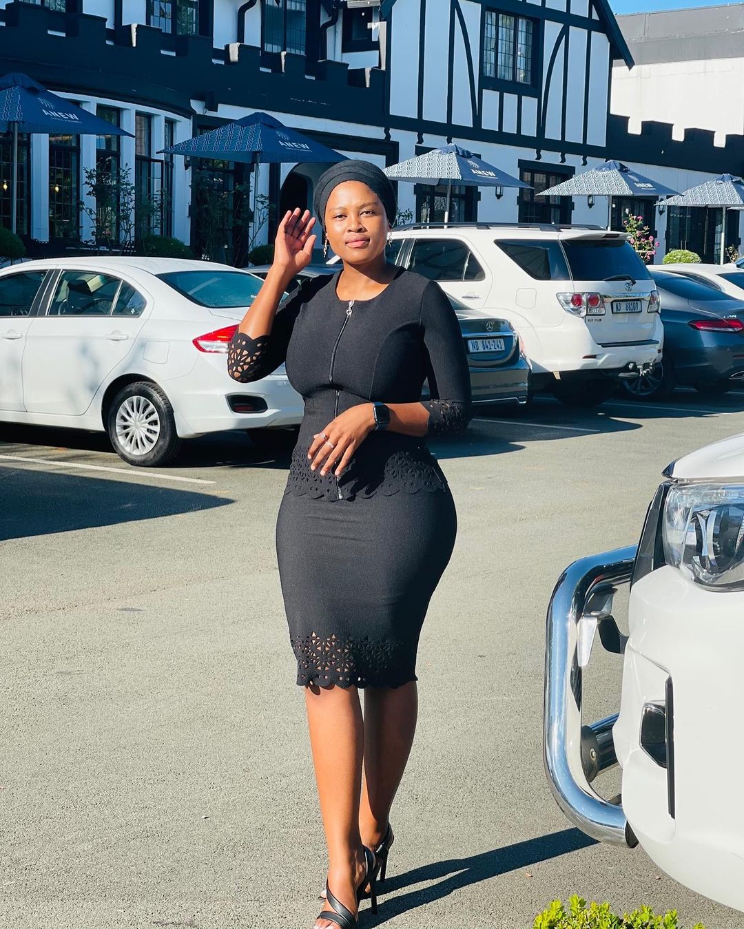 Asavela Mngqithi, Full Biography, Age, Net-Worth, Husband, Father ...