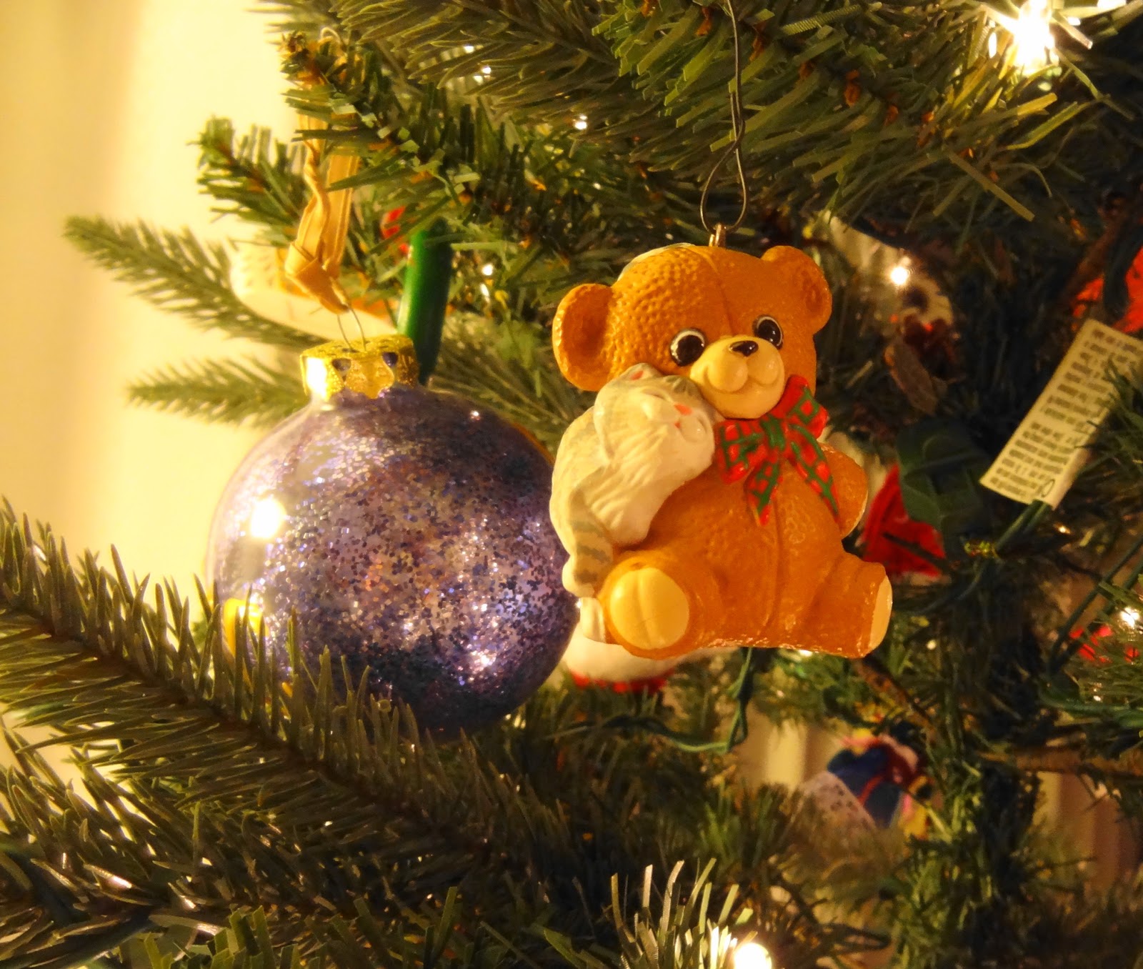 Live and Learn-Toss and Turn: Ornament Parade 3