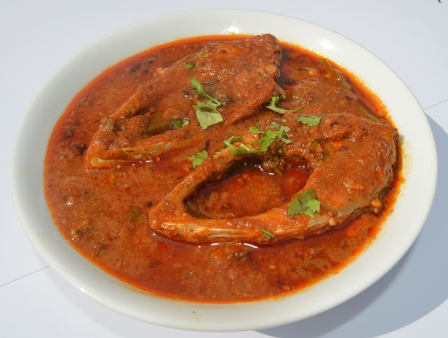 Pulasa Pulusu: Monsoon Season’s Favourite Fish Curry from the Godavari ...