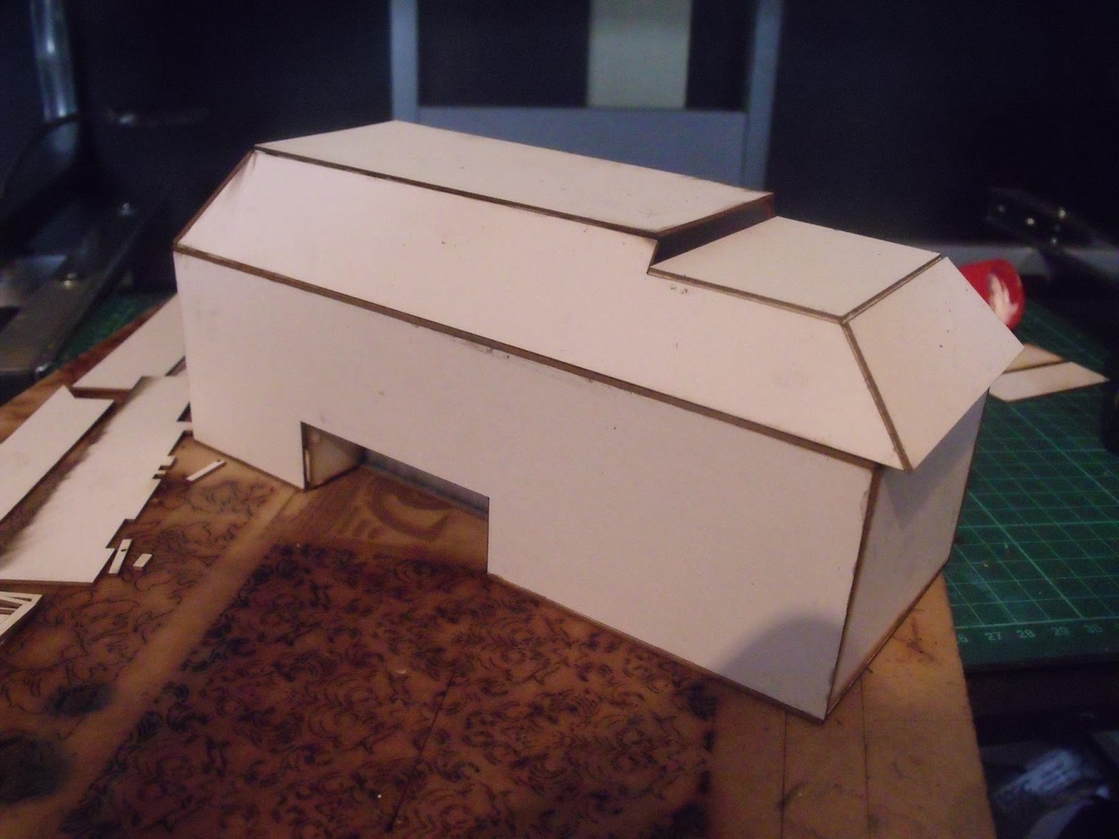 Limited Edition Warhammer models: Warhammer papercraft model - scratch ...