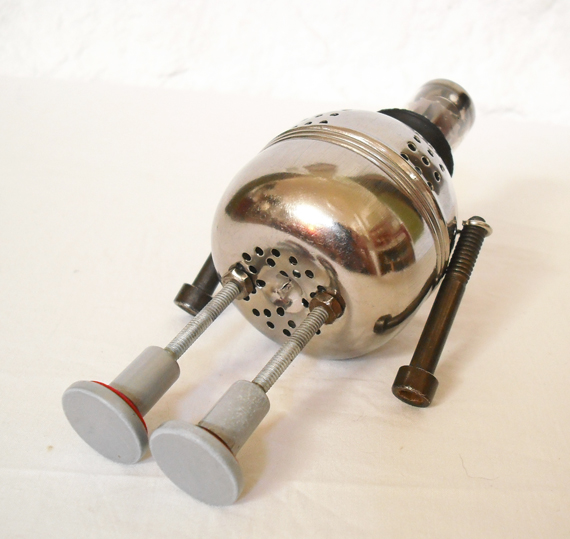 1Unik in Action: Fat Phill & Mean Mully: the robot boxes