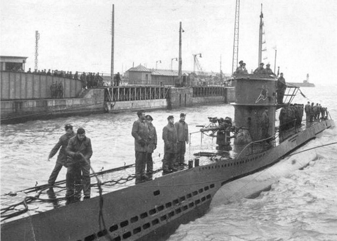 Chant du Départ: Sea Wolves