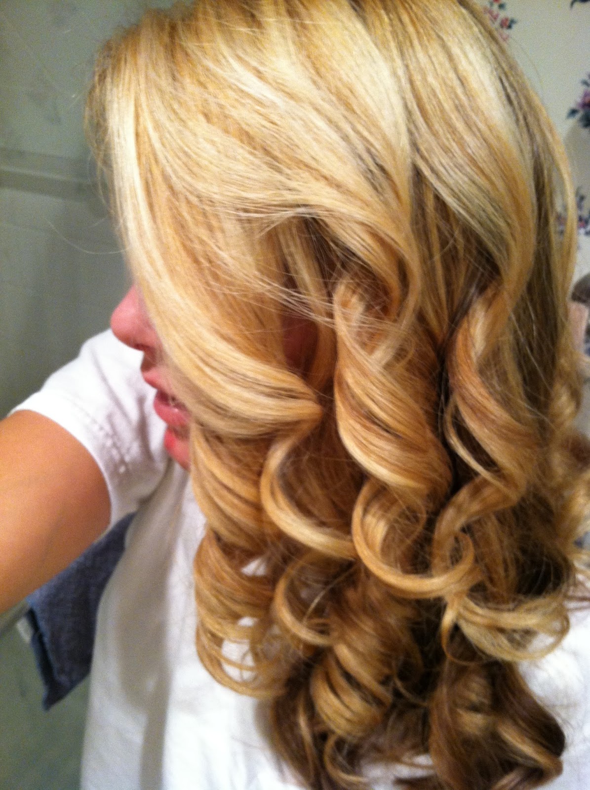 Summer Wind: Curls to Waves