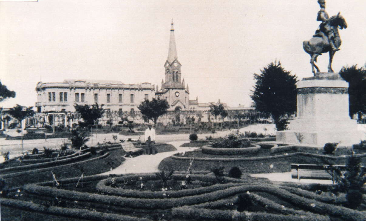 patrimonionecochea2011: Plano de la Ciudad de Necochea y Plaza Dardo Rocha