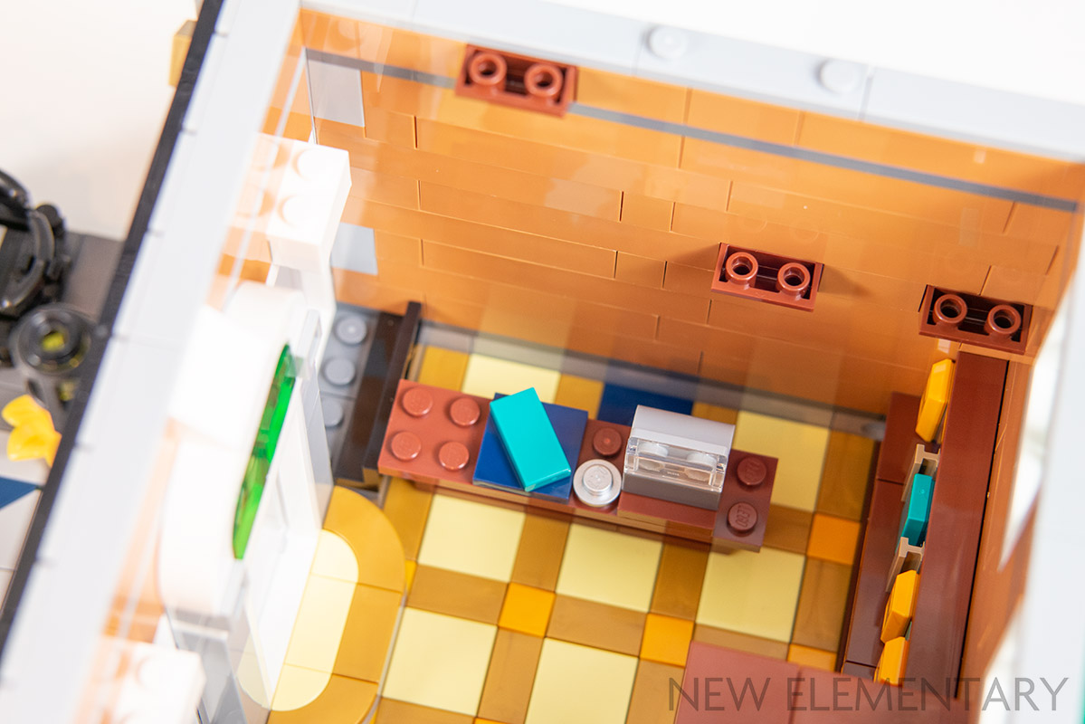 LEGO® Creator Expert review: 10270 Bookshop - The techniques | New ...