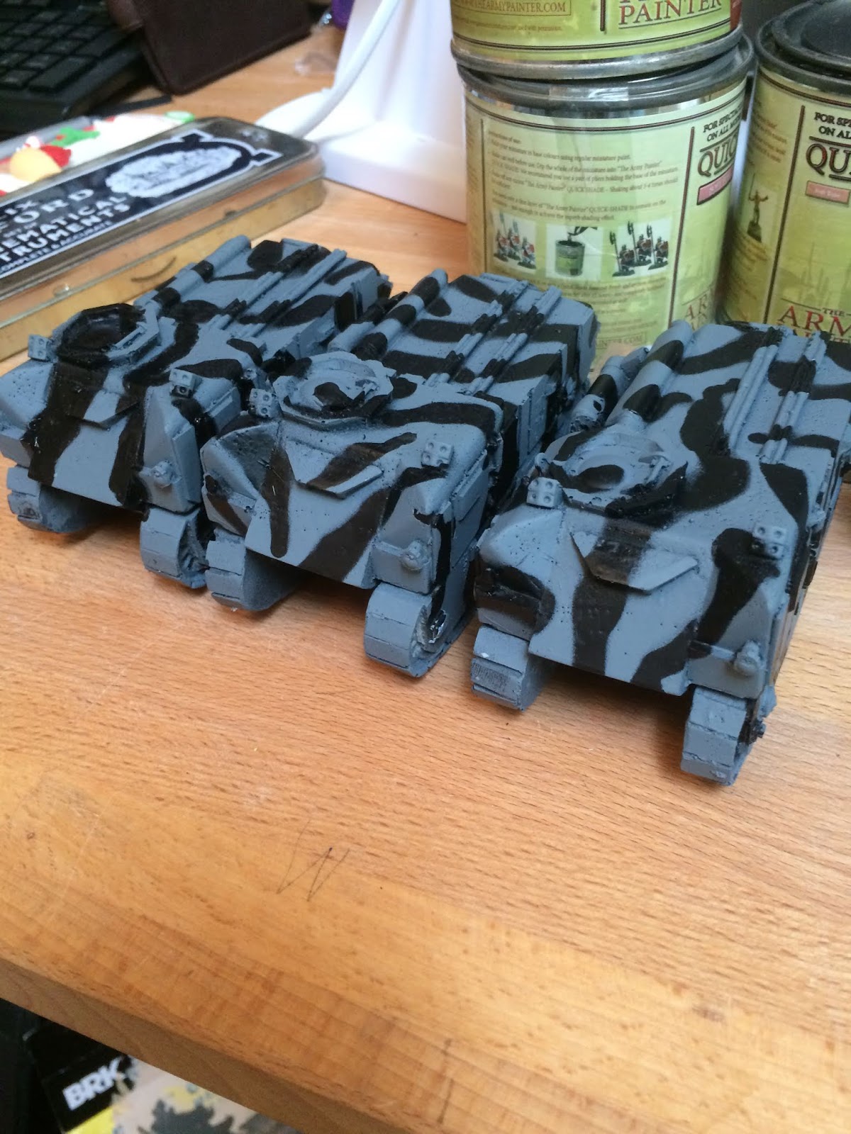 iron mitten: Blue Tac Camo