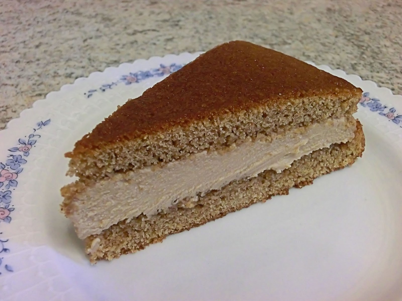 BOUNDLESS KITCHEN: Torta al caffe' ripiena con crema al mascarpone