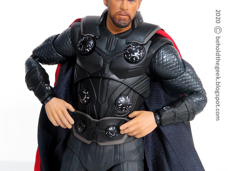 MAFEX Infinity War Thor Action Figure Review