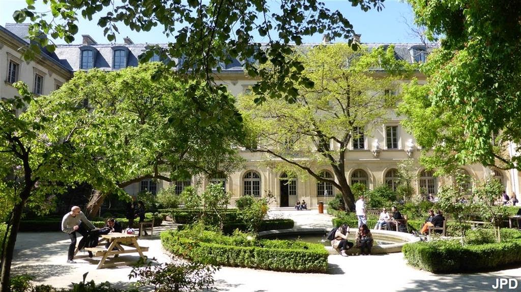 Paris-bise-art : L'Ecole Normale Supérieure - La Cour aux Ernests