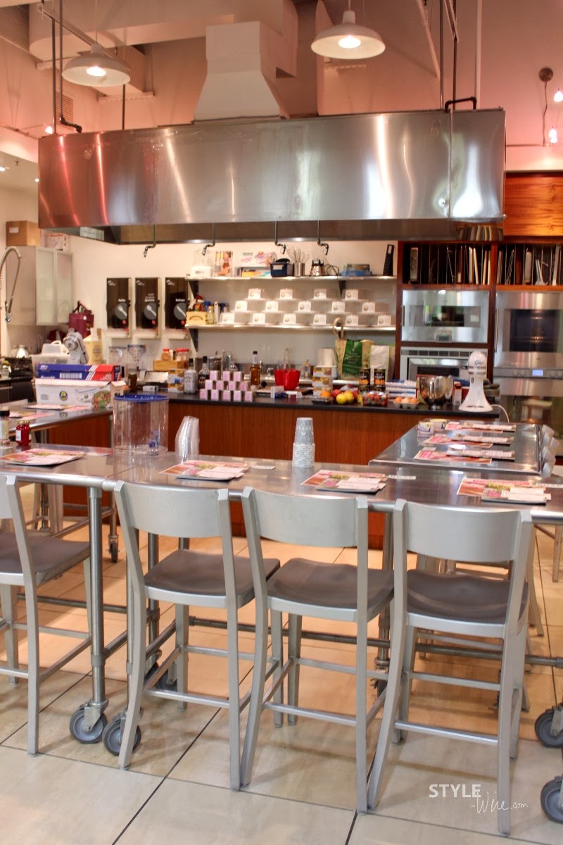 Around Boston: Cupcakes & Cocktails at the BCAE - Style Wire | Boston ...