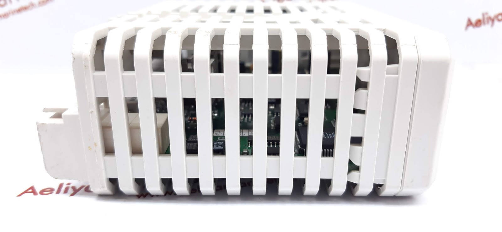 ABB AO810V2 ANALOG OUTPUT MODULE 0..20MA - Aeliya Marine