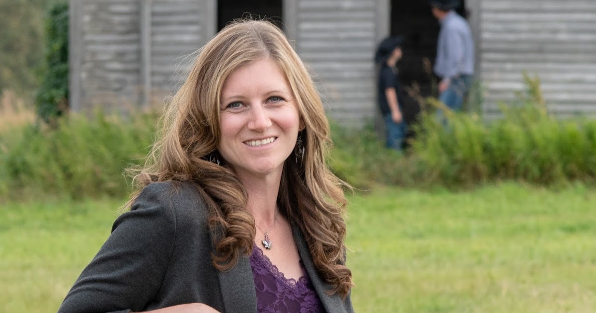 rob mclennan's blog: 12 or 20 (second series) questions with Jaclyn Dawn