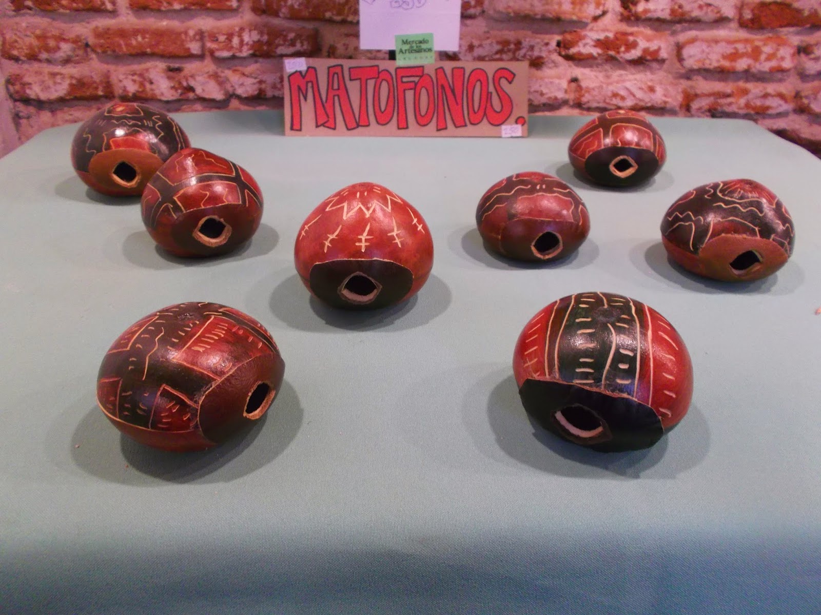 Caraguata & Tonantzin: Instrumentos de calabaza.