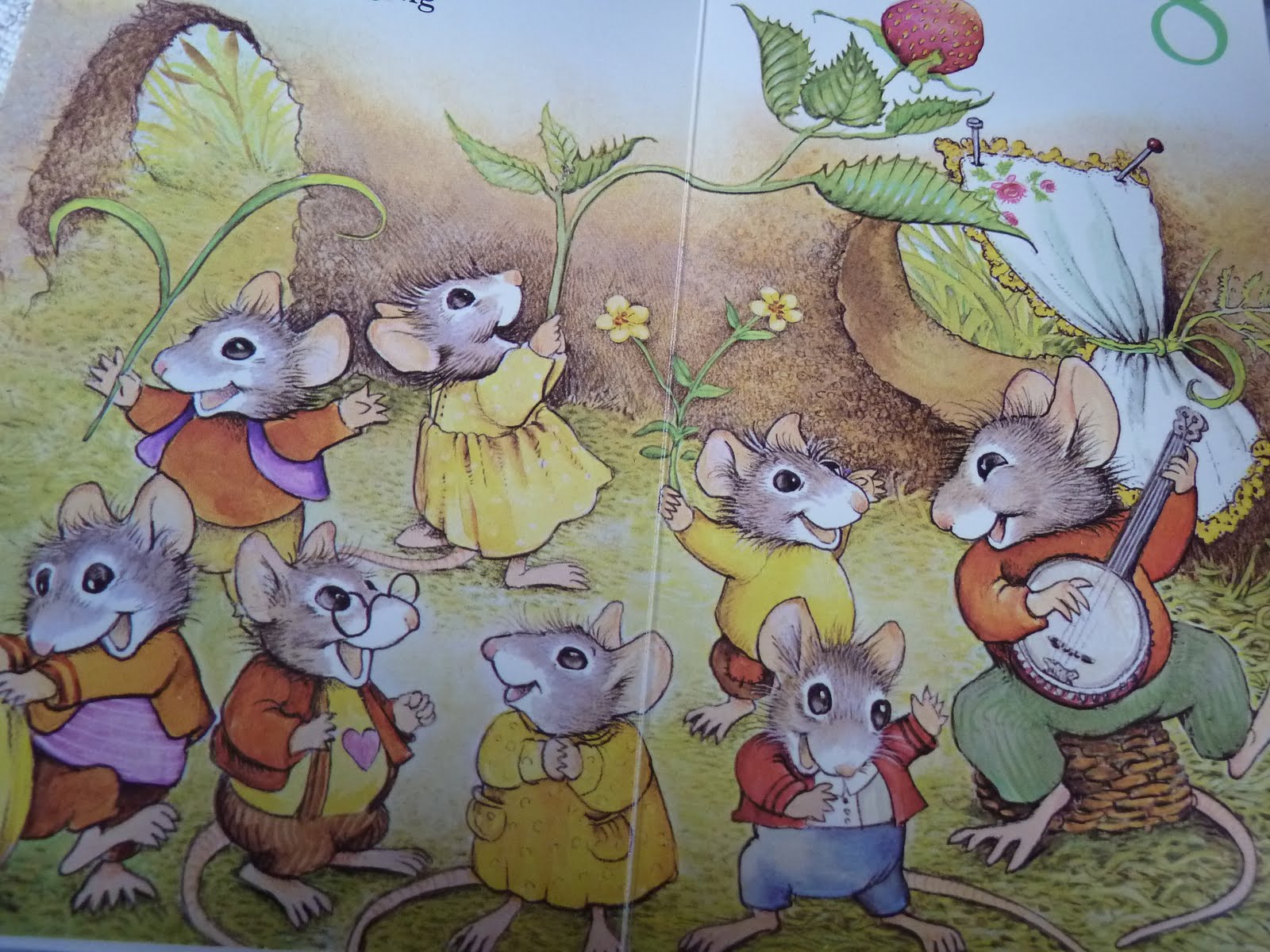 Children's book about mice or? Siblings named Basil, Nutmeg, Ginger ...