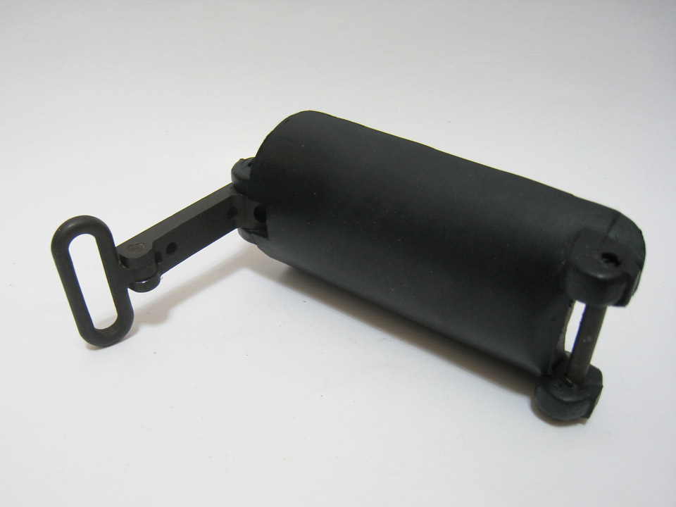 SAIGON LOGISTICAL: ORIGINAL M14E2 FRONT FOLDING HAND GRIP