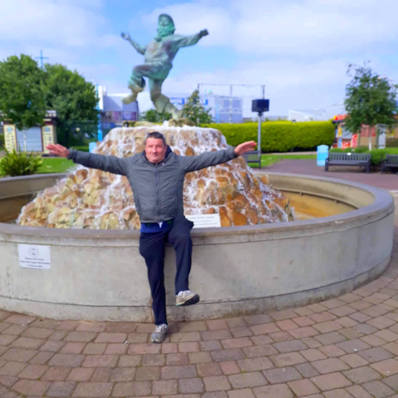 JollyDays Supported Holidays: Butlins, Fun & Dancing with Tony & Candy