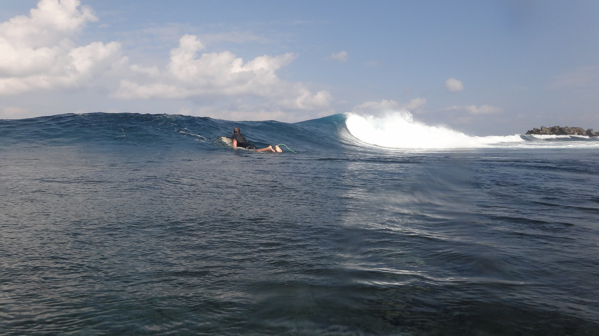 Happy Surfing Okinawa