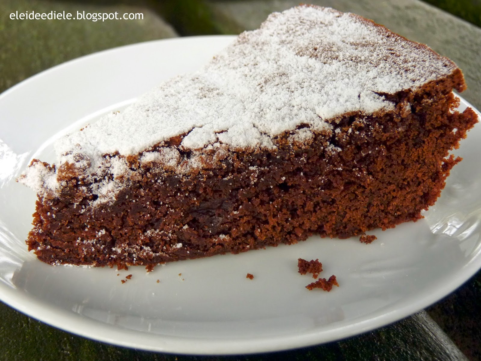 Eleideediele: TORTA MORBIDA AL CIOCCOLATO, irresistibile anche a luglio