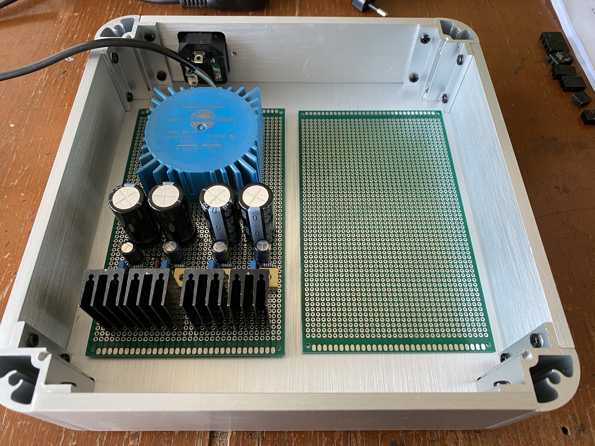 THE ORRONOCO AUDIO DIY: DIY TDA1541A USB DAC (Part 1) With JFET Output