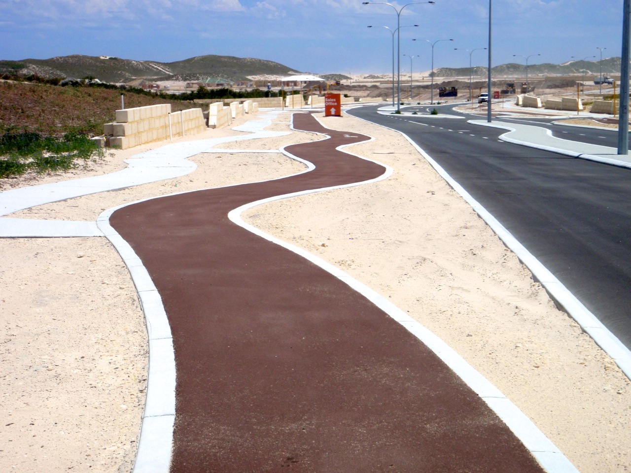 Bicycle Perth: The crazy paths of Amberton