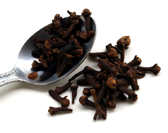Flavors of Brazil: INGREDIENTS - Cloves (Cravo-da-Índia)