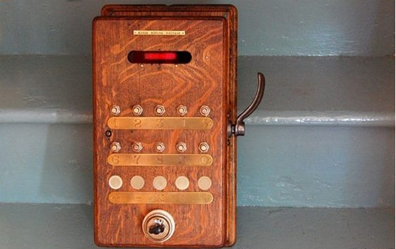 Images of world: First calculator