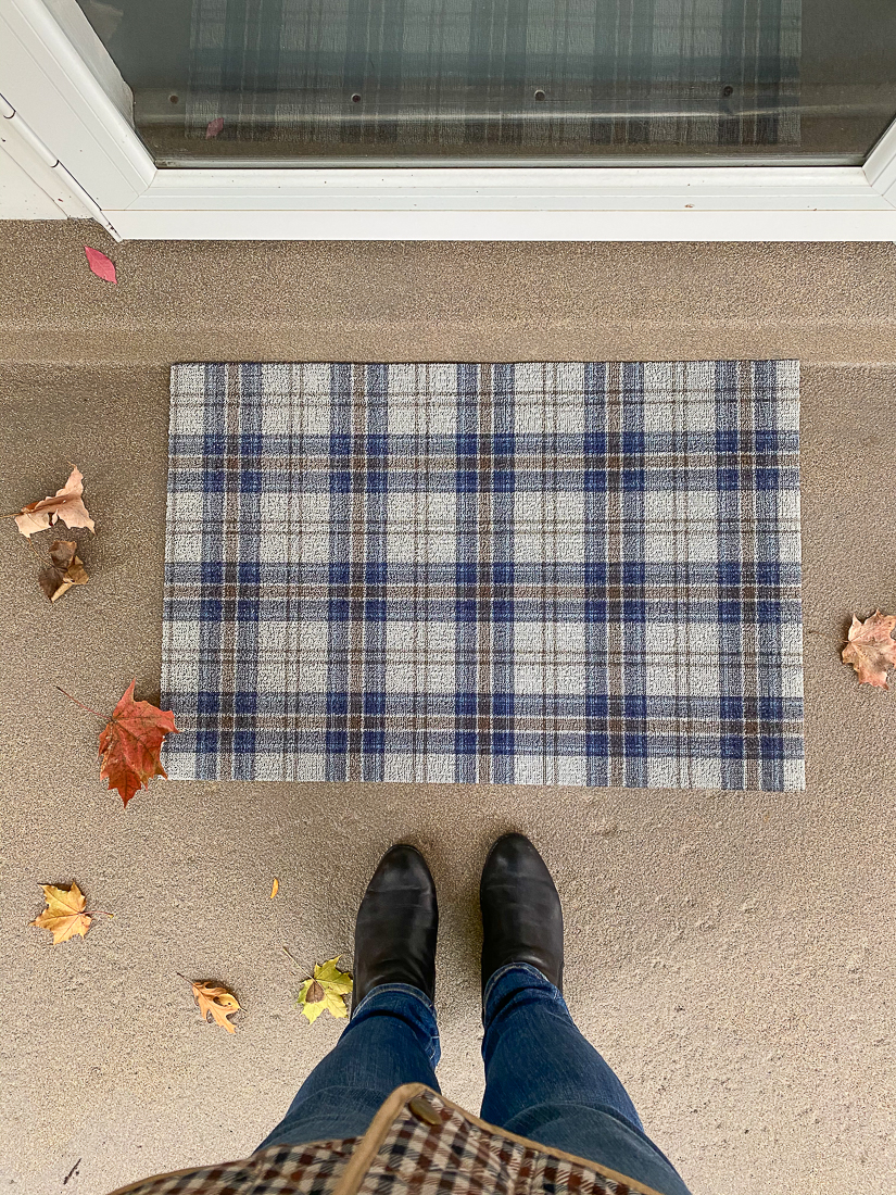 Modern Plaid Outdoor Mats (Designed by Me!) - Rambling Renovators
