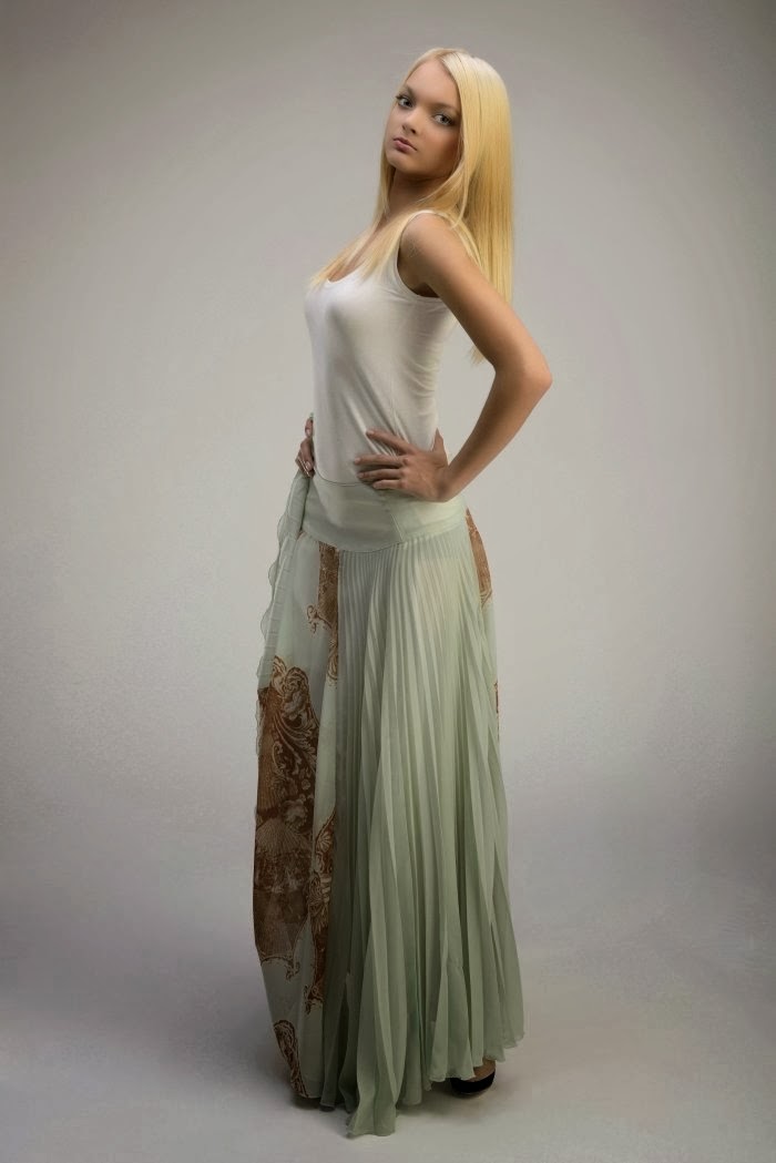 EsNTM Cycle 2 1st Episode : Full Body Fade-out Photo Shoot - MforModels