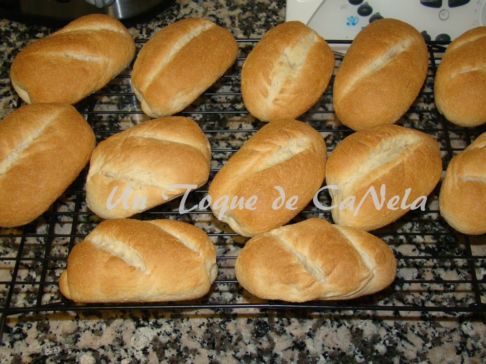 Un Toque de CaNela: PAN DE COCO NICARAGÜENSE - Nicaragua