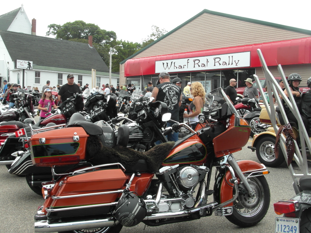 A-Schnitzel-and-a-glass-of wine: Wharf Rat Rally: Motor Cyclists Gather ...
