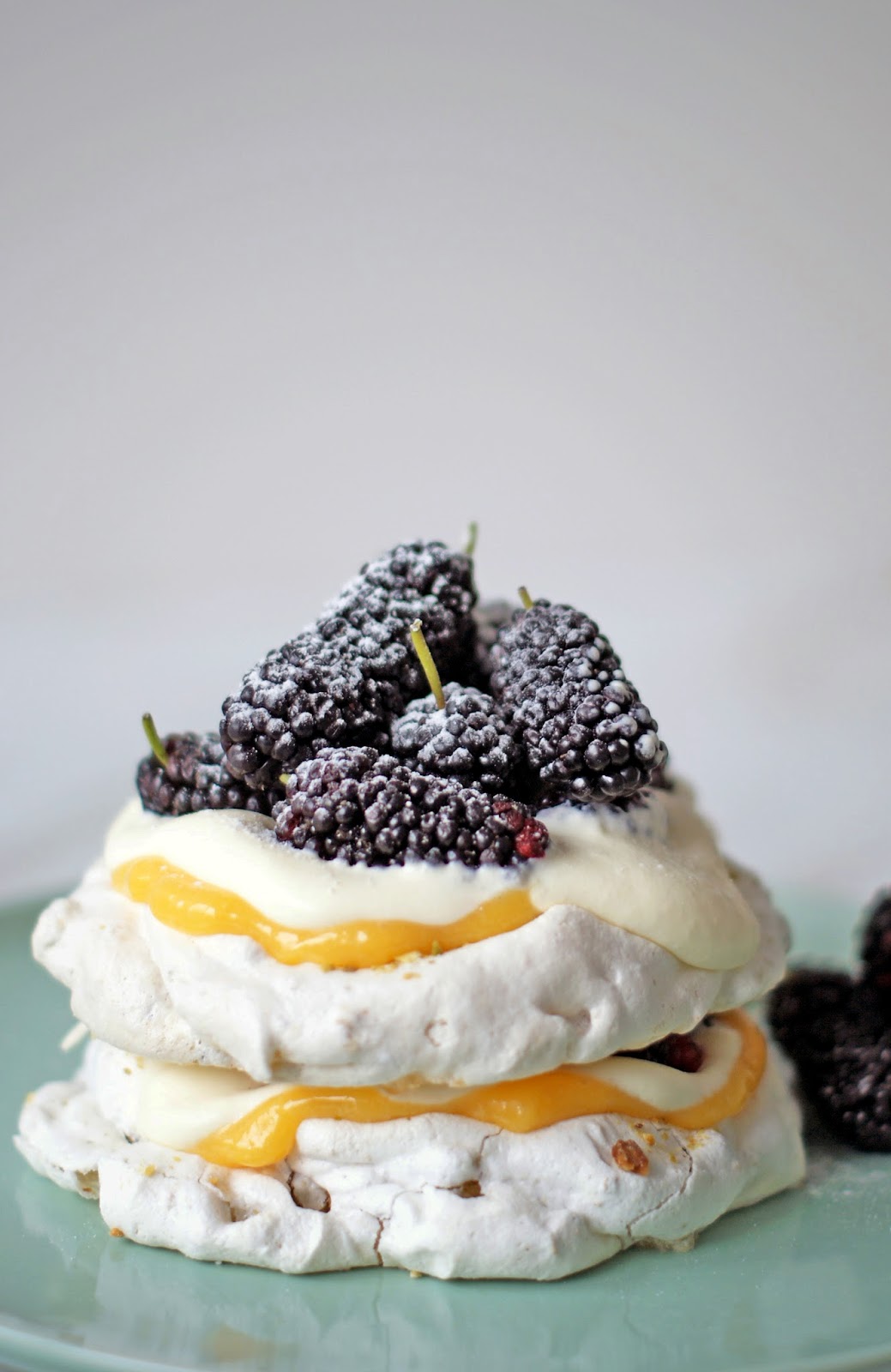 simmer & boyle: Pistachio Pavlova