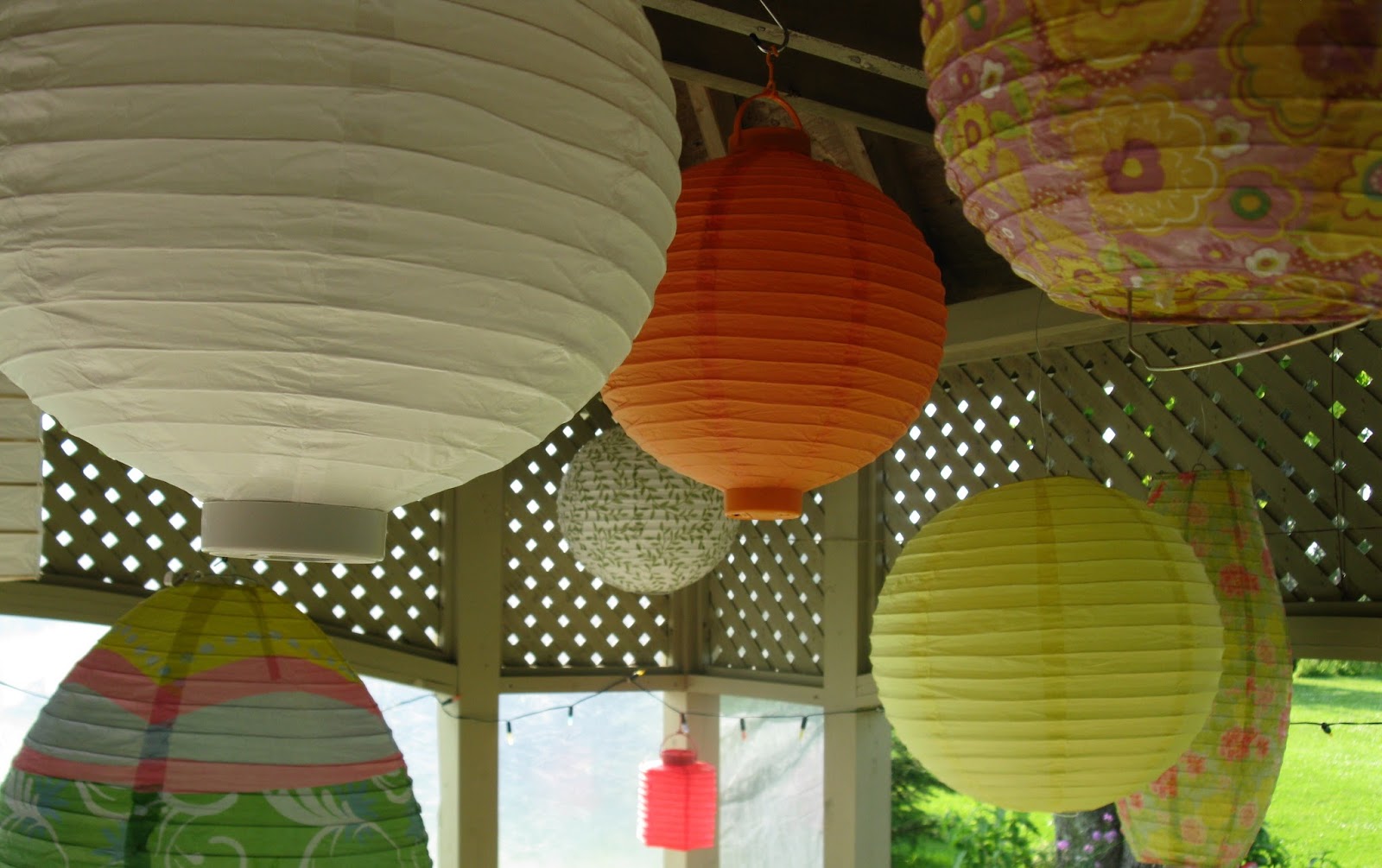 Thelma's Days: Paper Lanterns