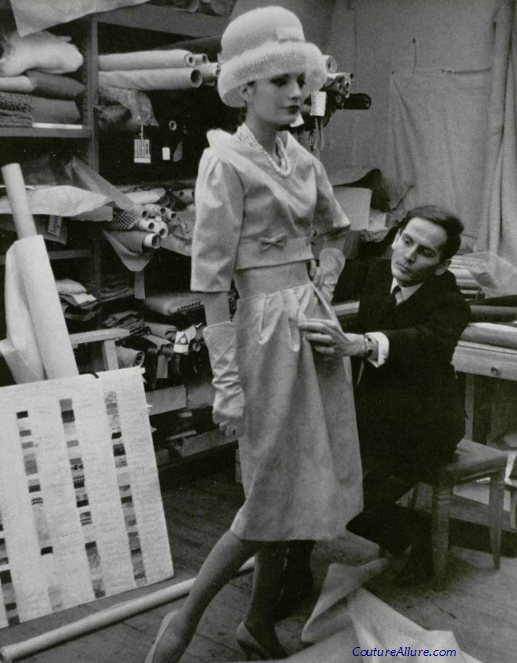 Couture Allure Vintage Fashion: Weekend Eye Candy - Pierre Cardin, 1959