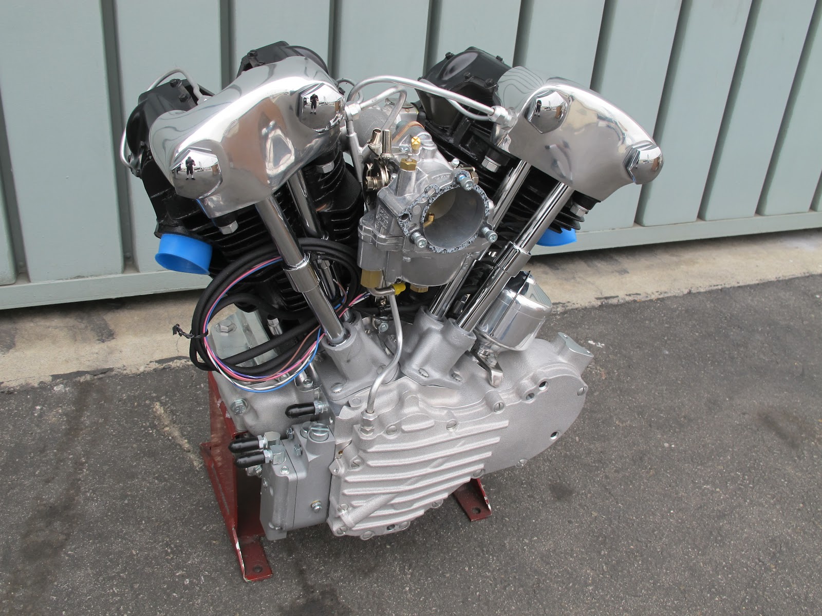 Rum Runner Racing: Rum Runner Racing Powered by S&S Cycle KN93 Engine