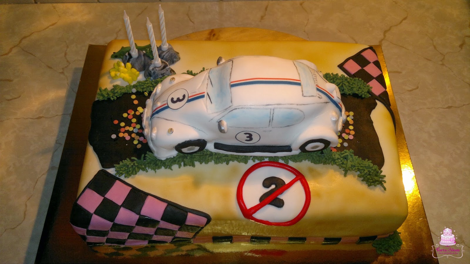 Formatorta: Autós torták