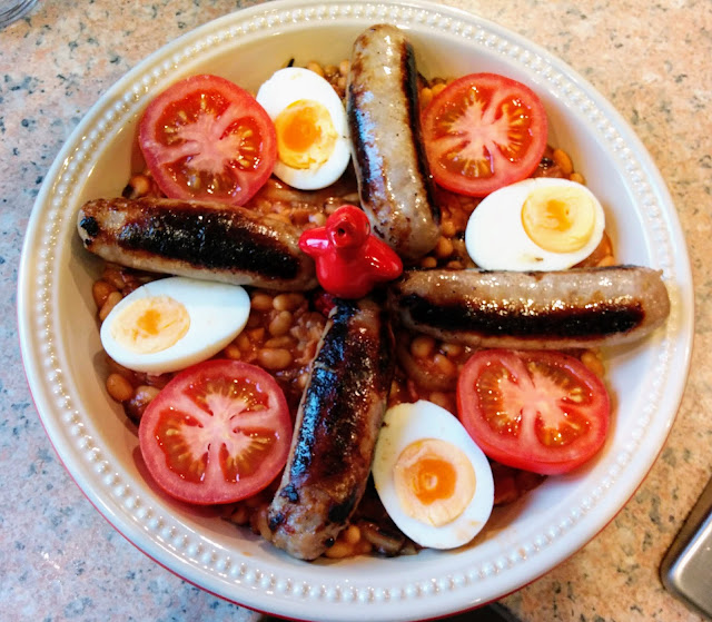 Onions and Paper: RECIPE: Full English Breakfast Pie