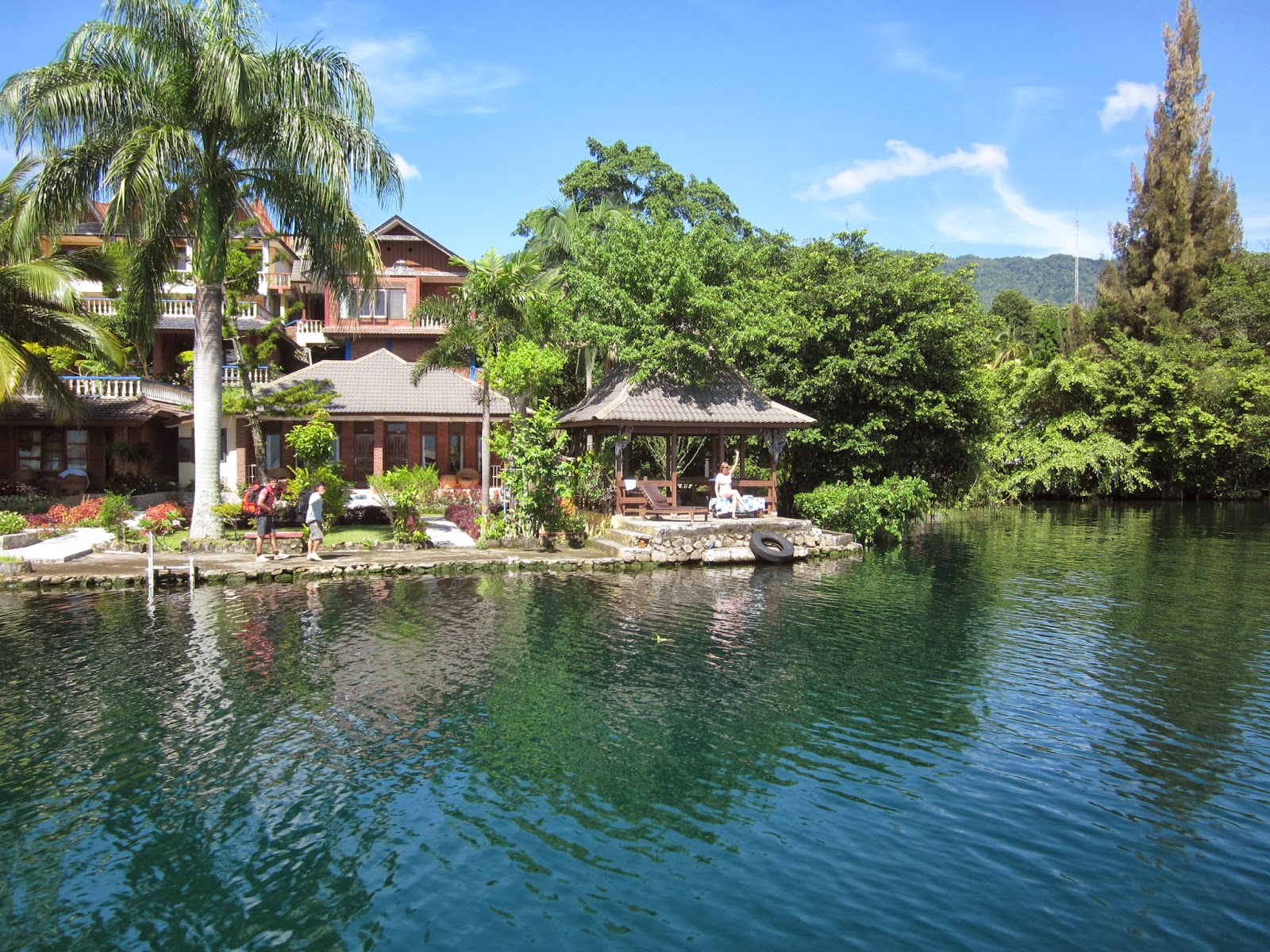 Medan Tour Package: MEDAN TOUR PACKAGE + LAKE TOBA