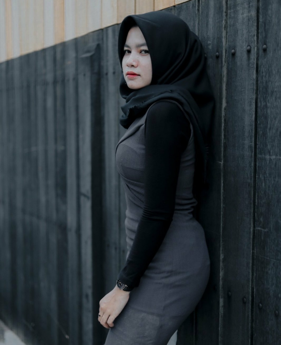 Kumpulan foto + video ukhti nonjol susu sapi perah - UKHTI GEMES