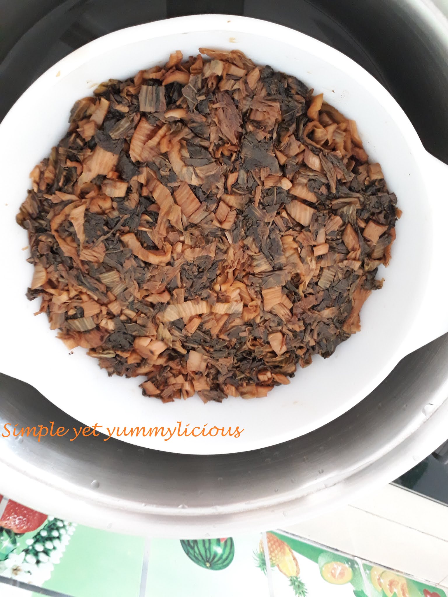 Simple yet yummylicious!: Mei Cai Kou Rou (Steamed Pork Belly With ...