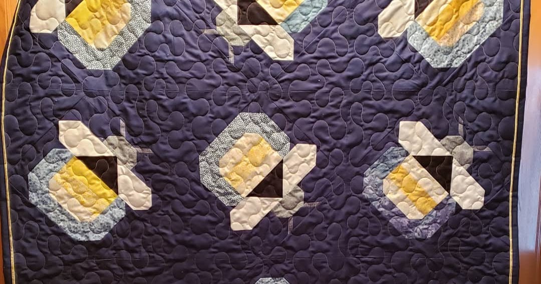 Acorn Ridge Quilting: Laurel's Firefly Quilt