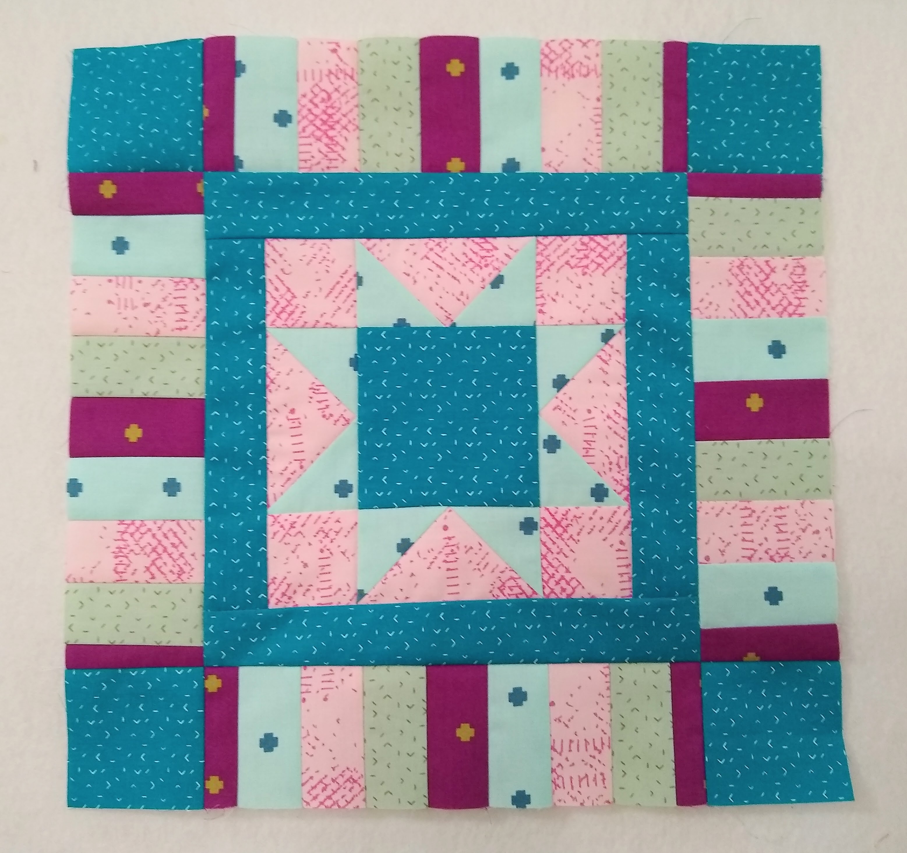 Little Penguin Quilts: Stay at Home Round Robin - Finished!