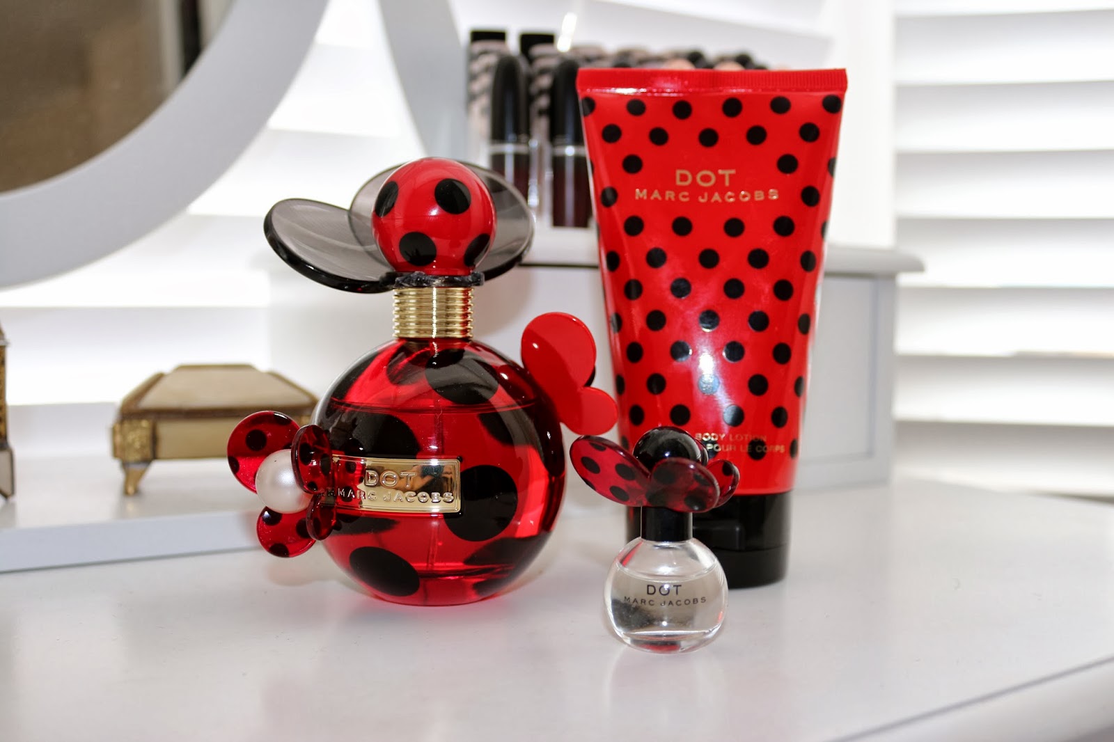 Cover Shoot: NEW| Marc Jacobs DOT Perfume