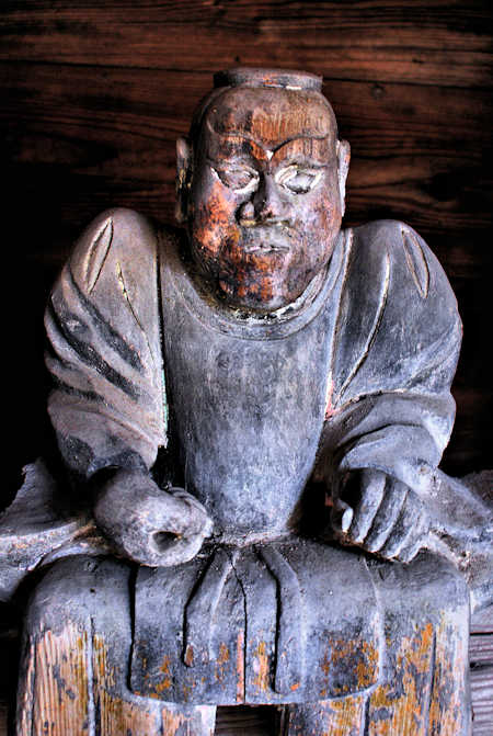 More glimpses of unfamiliar Japan: Okyu Shrine Taragi